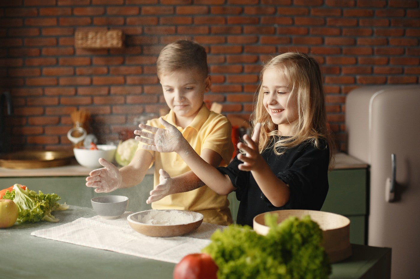 5 Kitchen Role Play Ideas That Kids Adore - 5 Fun Activities – Small Smart